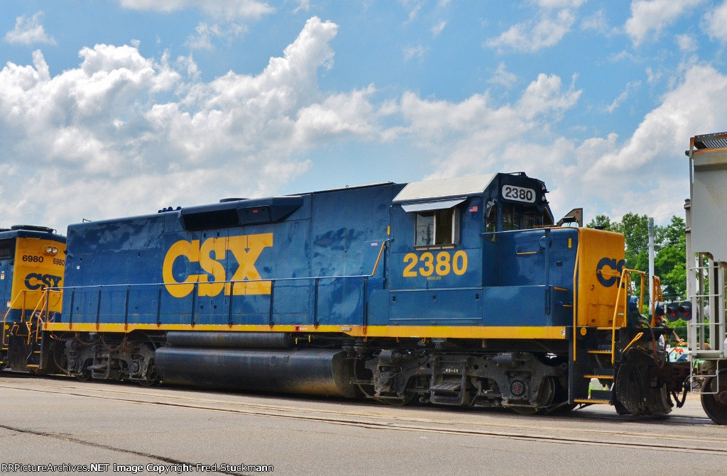 CSX 2380 looks like she took a few hits in the long hood.